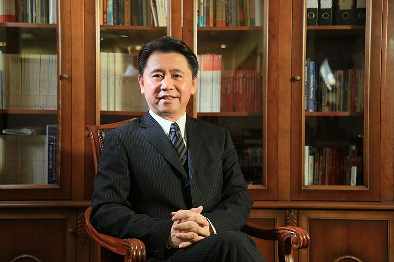 INTRODUCTION | Dr Eric LO Li-Chun - The Hang Seng University of Hong Kong